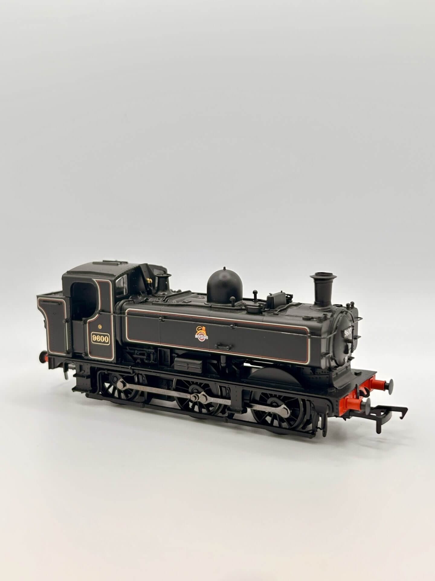 Bachmann 32-205B – 9600- GWR 8750 Tank BR Lined Black (Early Emblem ...